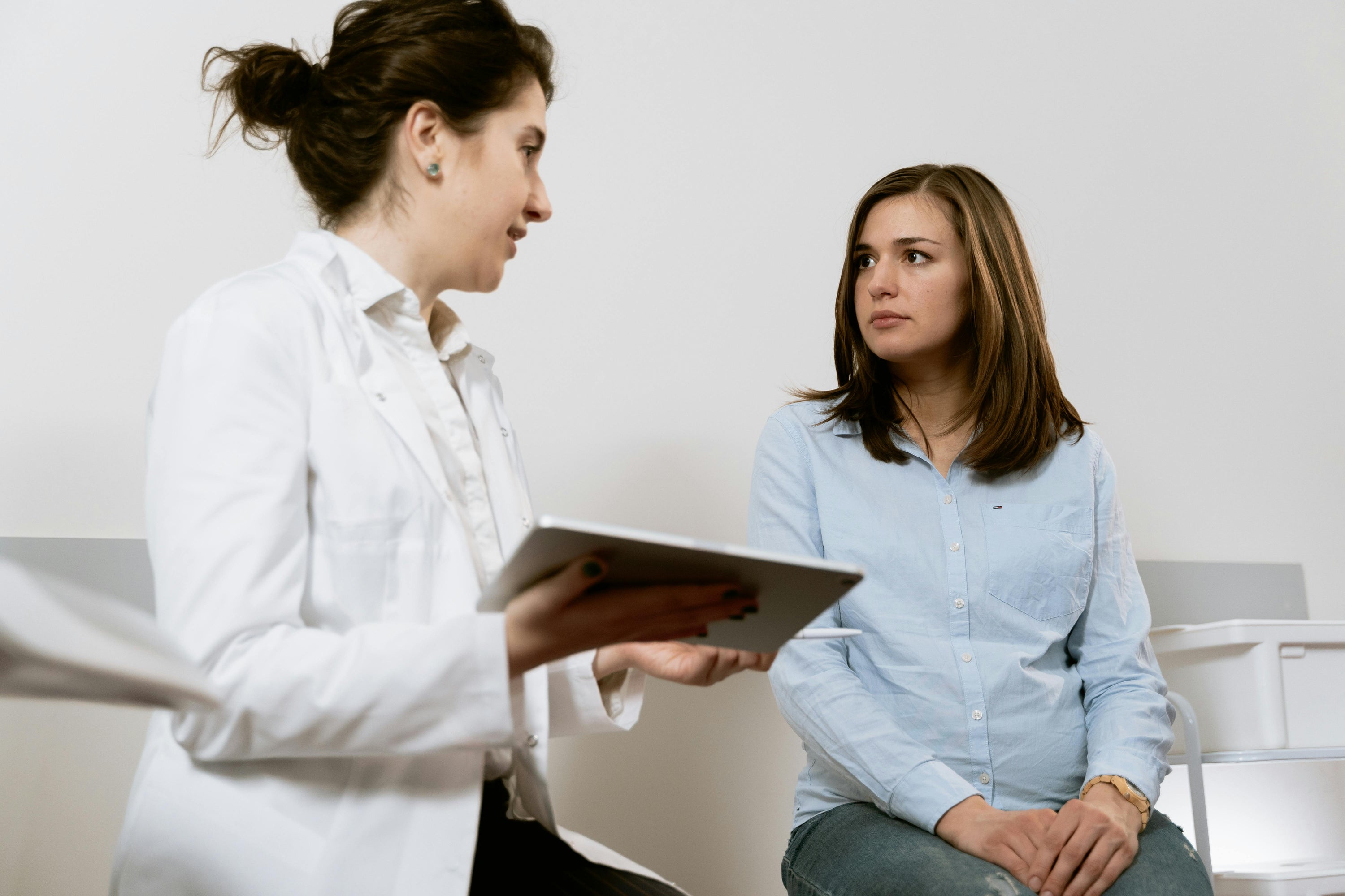 Delay in menstrual periods: causes, signs & what to do – Asan India